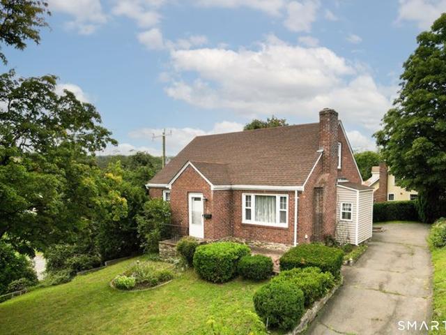 4 Slater Rd, New Britain, CT 06053