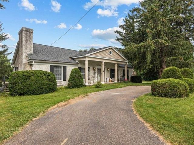 4 Smith St, Saint Albans City, VT 05478