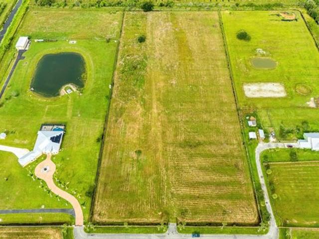 4 Sneed Rd, Fort Pierce, FL 34945