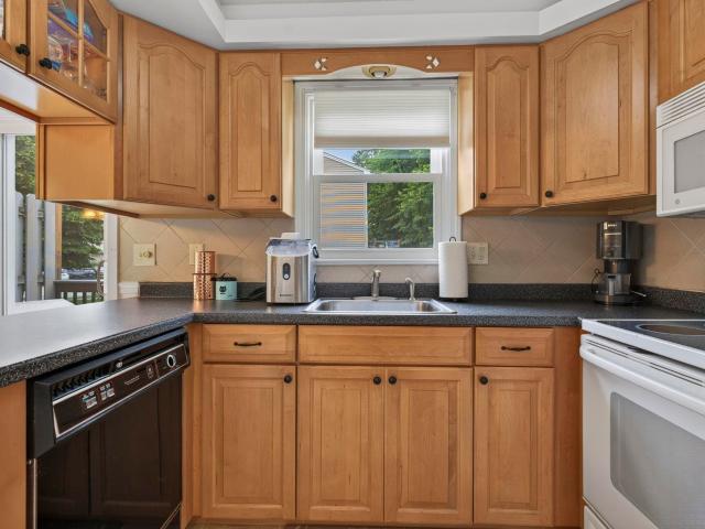 4 Snowberry Lane # 9