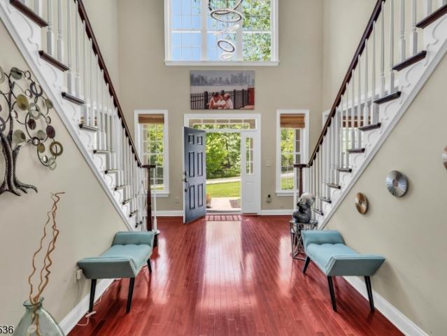 4 Sovereign Dr