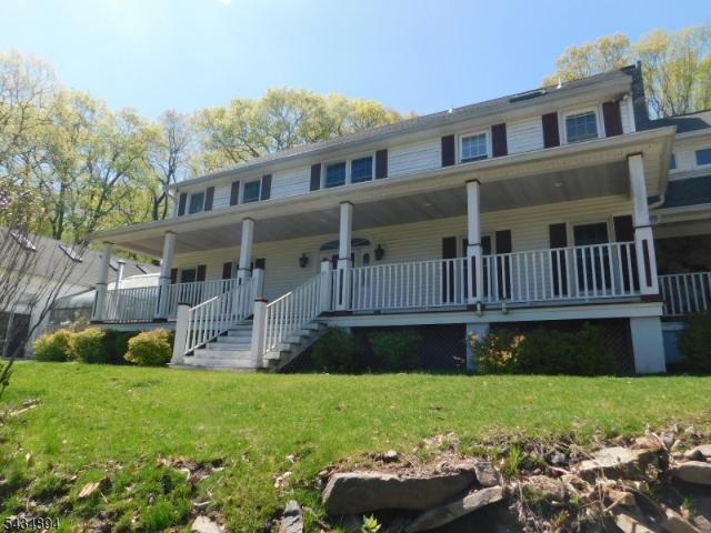 4 Spring Hill Rd