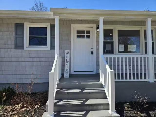 4 Tulsa Street, Huntington Station, NY 11743