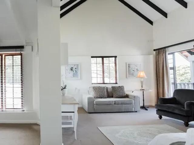 4 Turnberry Ave | Studio house for rent #96924149 | Rentberry