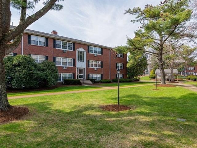 4 Tara Dr Unit 9, Weymouth, MA 02188