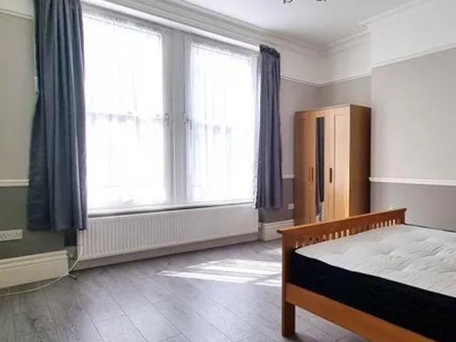 4 Temple Road, London, N8 7BY, United Kingdom | 3 bed apartment for rent #6581278 | Rentberry