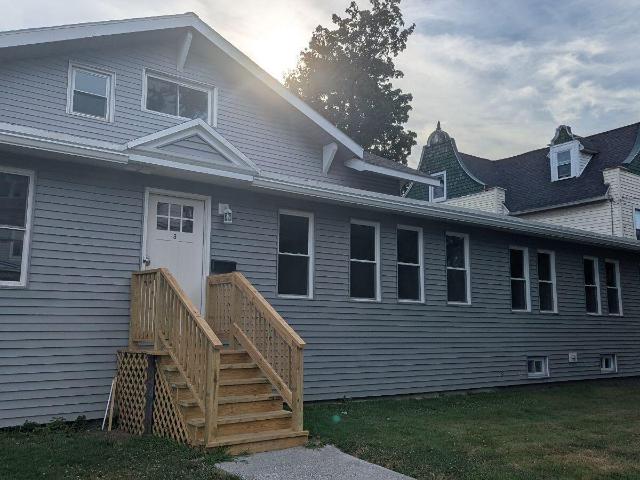 4 Ten Eyck Avenue 3 #