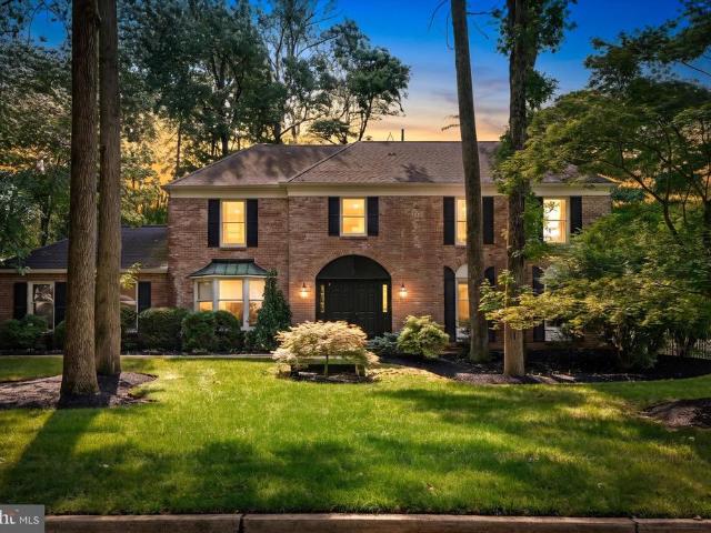 4 Theresa Drive