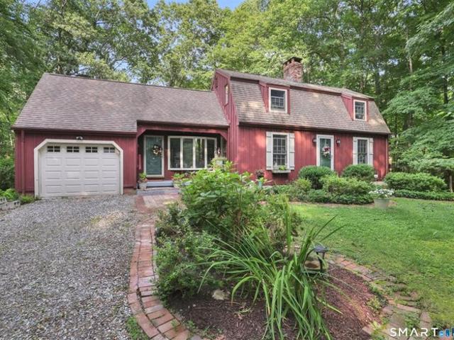 4 Timber Trl, Columbia, CT 06237