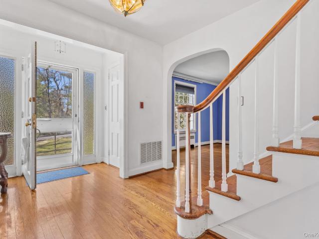4 Tompkins Rd, Scarsdale, NY 10583 | MLS #981188 | Compass