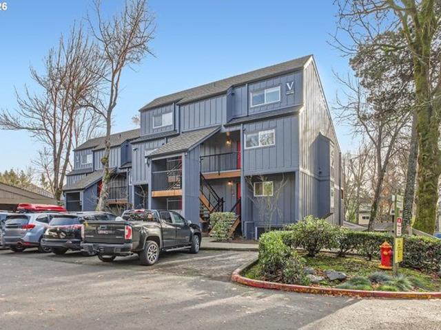 4 Touchstone Apt 143, Lake Oswego, OR 97035