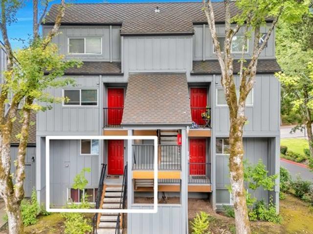 4 Touchstone Apt 62, Lake Oswego, OR 97035