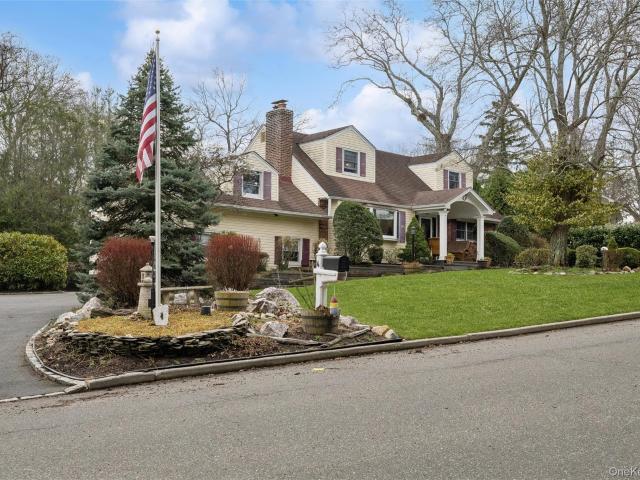 4 University Dr, East Setauket, NY 11733 | Compass