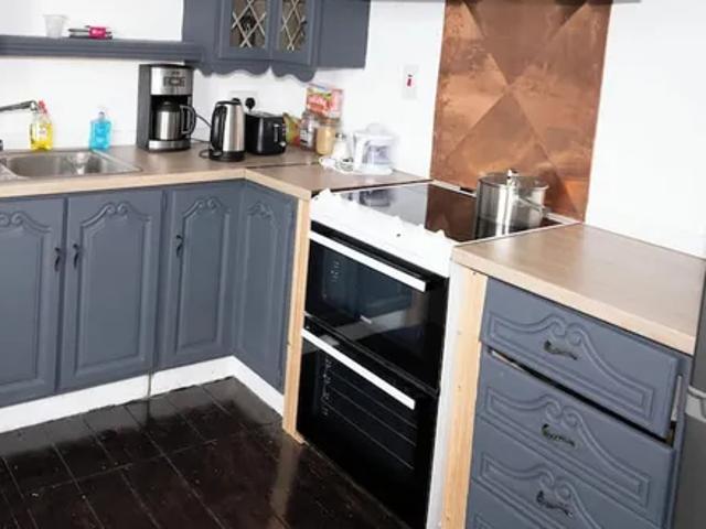 4 Upper Strand | Studio apartment for rent #147883241 | Rentberry