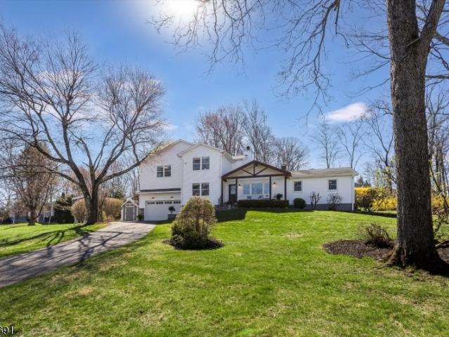 4 Valley View Rd, Chester, NJ 07930 | MLS #4020 | Compass