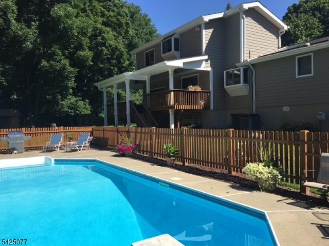 4 Valley Pl, Chester, NJ 07930 | MLS #4021 | Compass