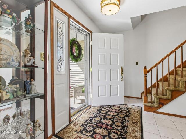 4 Van Loan Avenue