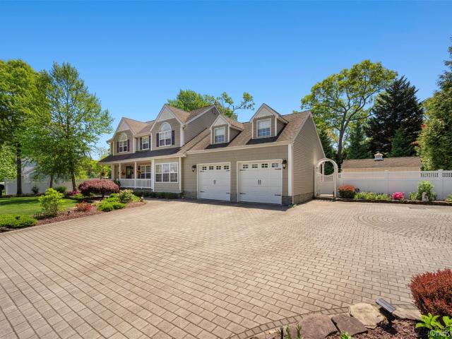 4 Vera Court
