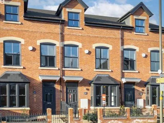 4 Vicarage Road, Birmingham, B14 7RA, United Kingdom | 4 bed house for rent #140400375 | Rentberry