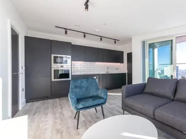 4 Victoria Road, London, W3 6FJ, United Kingdom | 2 bed apartment for rent #140225472 | Rentberry