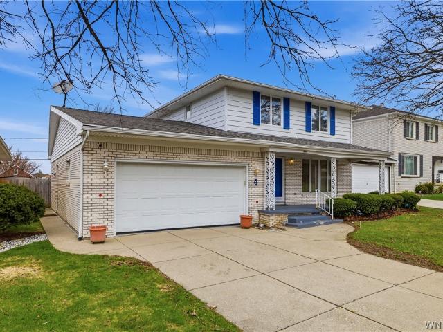 4 Villa Moraine Drive