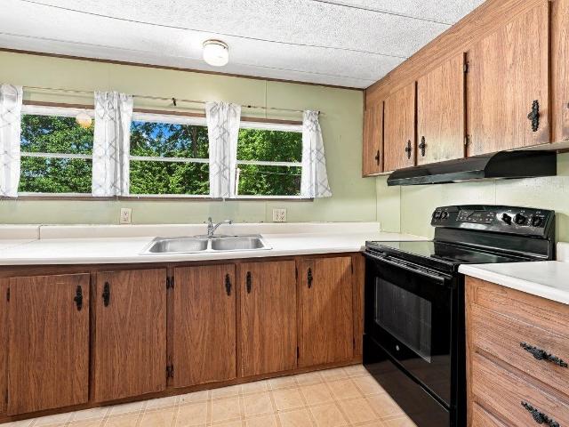 4 Vindale Road