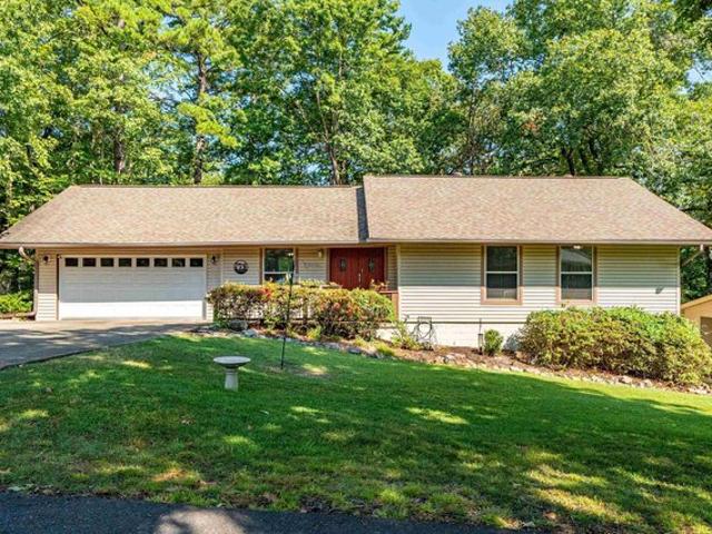 4 Vitoria Ln, Hot Springs Village, AR 71909