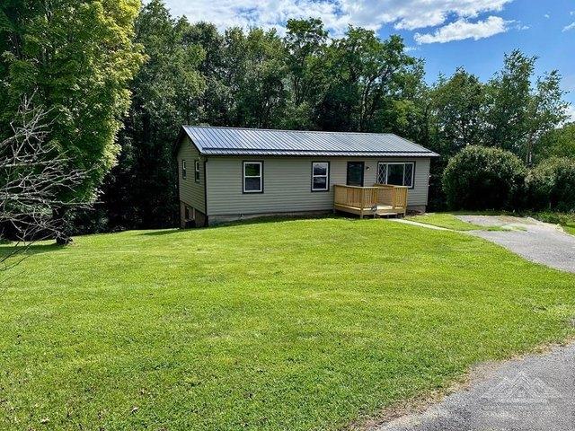 4 W Concord Street Ext, Athens, WV 24712