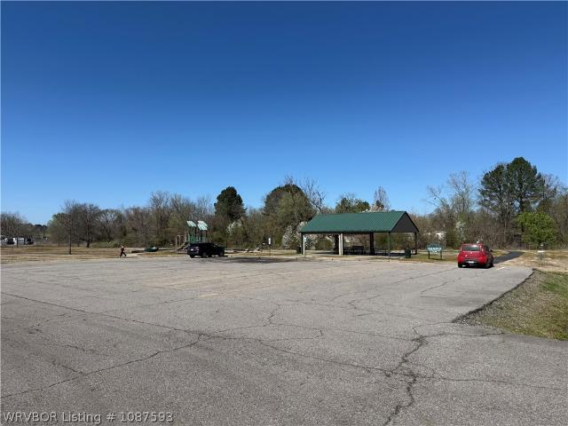 4 W Houston Street