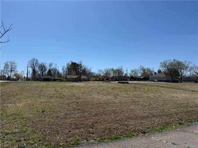 4 W Houston Street