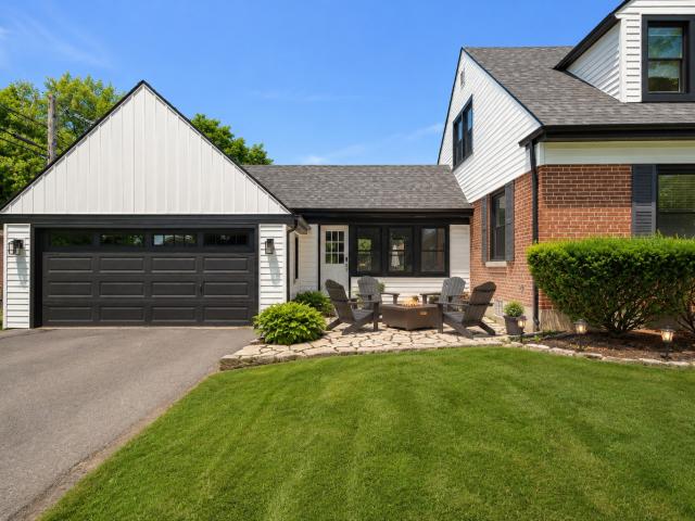 4 W Monroe Street