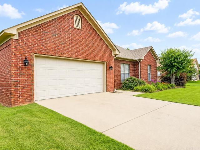 4 Wallace Way