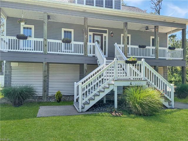 4 Walters LN