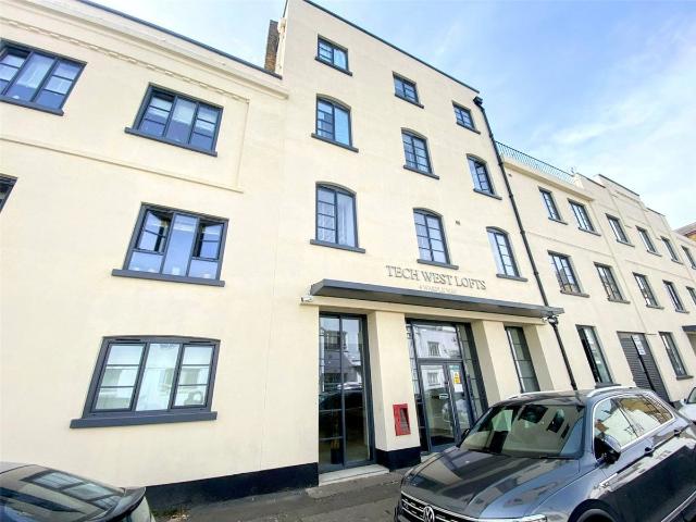 4 Warple Way, London W3, 1 bed flat to rent, £1,775 pcm | PrimeLocation