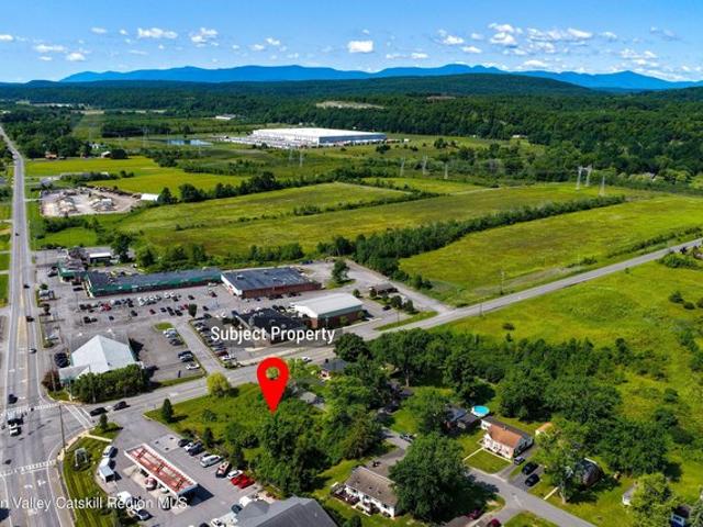 4 Warren Ave, Coxsackie, NY 12192