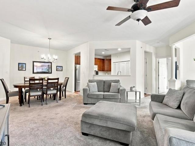 4 Waterman Ln Unit 410, Hillsborough Twp, NJ 08844