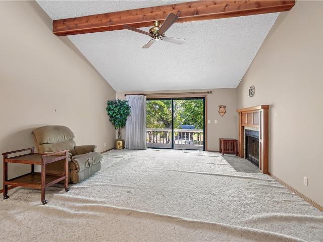 4 Wedgewood Lane