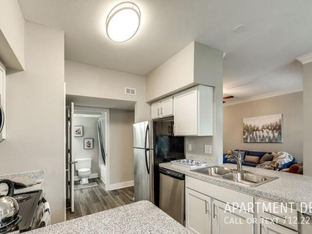 4 weeks freeupscale luxurious apartment in Champions Park