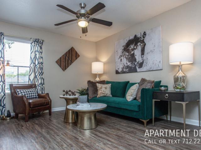 4 weeks free look no further for great apartment in Village On Steeplechase Park
