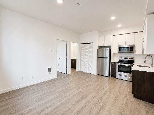 4 WEEKS FREE RENT! Brand New Modern Units in N. Tabor Neighborhood 1 Bedroom Apartment for Rent at 232 Ne 61st Ave, Portland, OR 97213 North Tabor