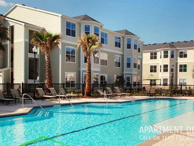 4 weeks freestunning community Westpark Highway 6 apartment