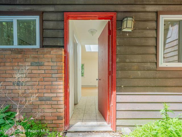 4 White Birch Lane