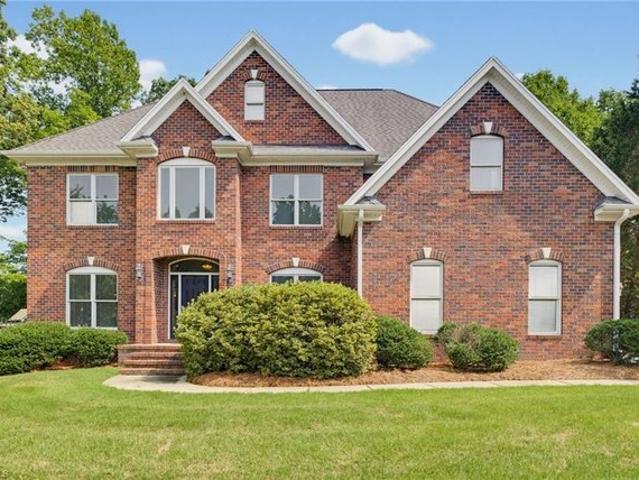 4 Willow Oak Ct, Greensboro, NC 27408