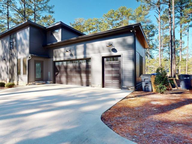 4 Woodward Place