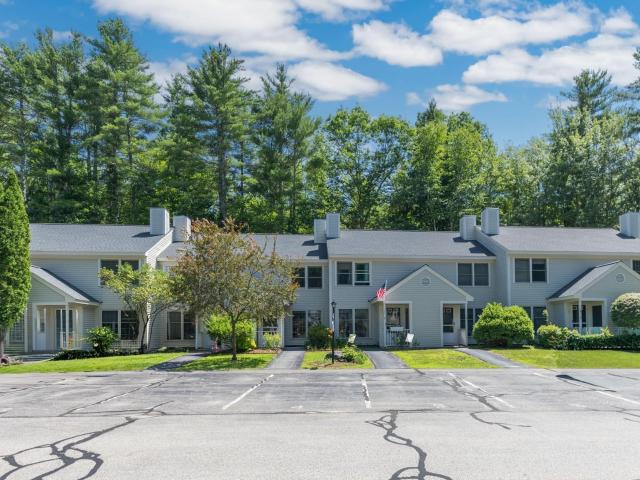 4 Woodland Green