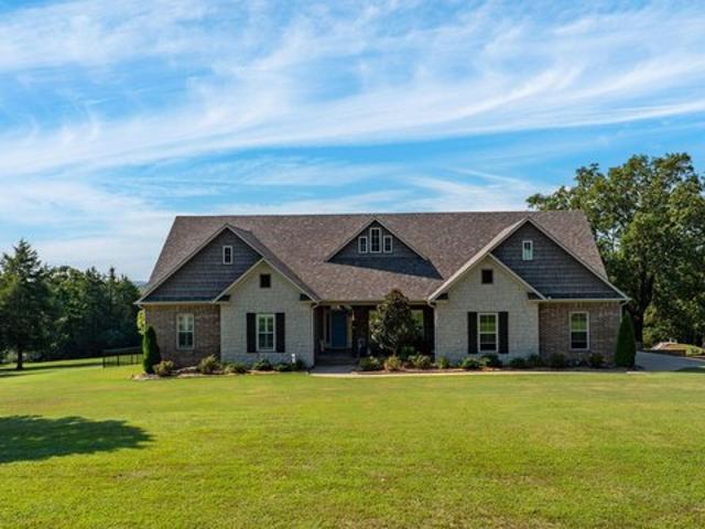 4 Woodridge Dr, Greenbrier, AR 72058