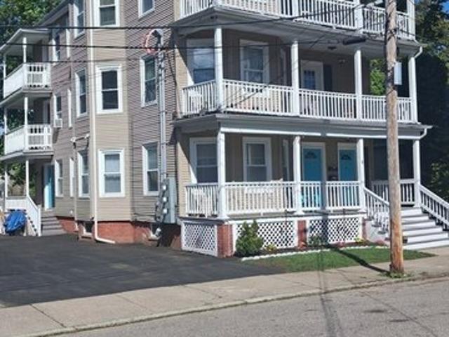 4 Wolfenden St, Attleboro, MA 02703