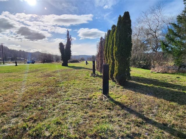 4 XX Pioneer Way E