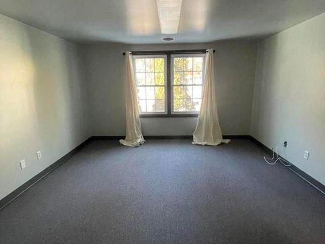 4 10 Main Street 201 #