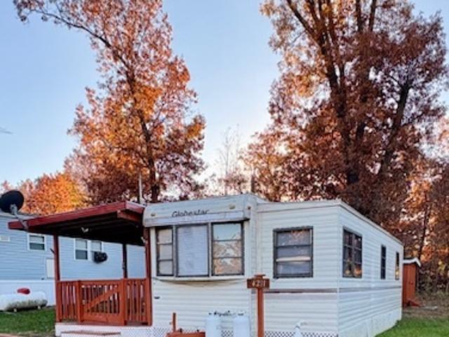4 211 Woodhaven, Sublette, IL 61367 | MLS #12513 | Compass